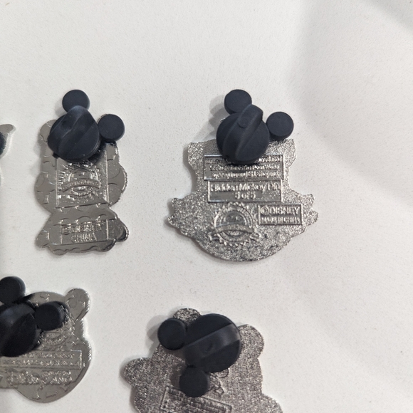 Disney | Other | Lot Of 5 New Tradeable Disney Pins Winnie The Pooh ...